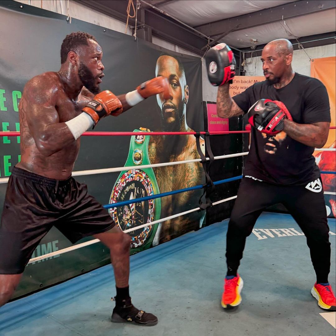 Custom Boxing Gloves – TK Boxing Gear